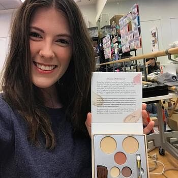 Pure Simple Makeup Kit | Makeupview.co