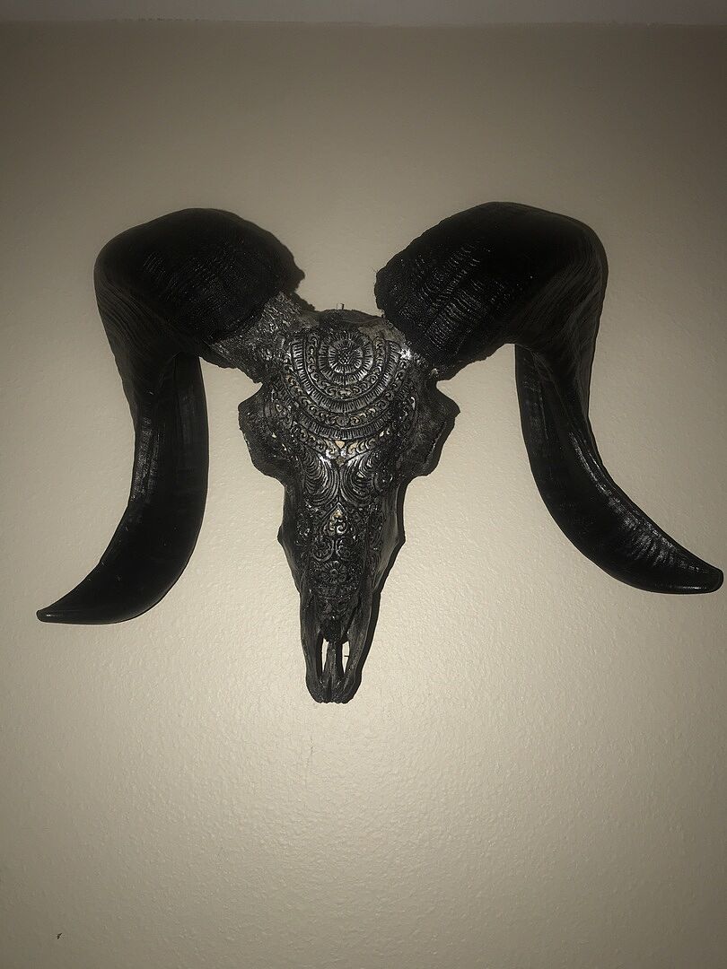 Hand Carved Ram Skull - Gray Boho – Skull Bliss