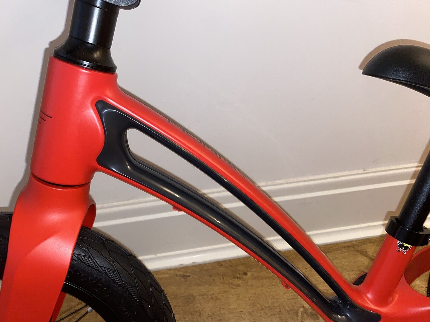 AIRO Magma Red
