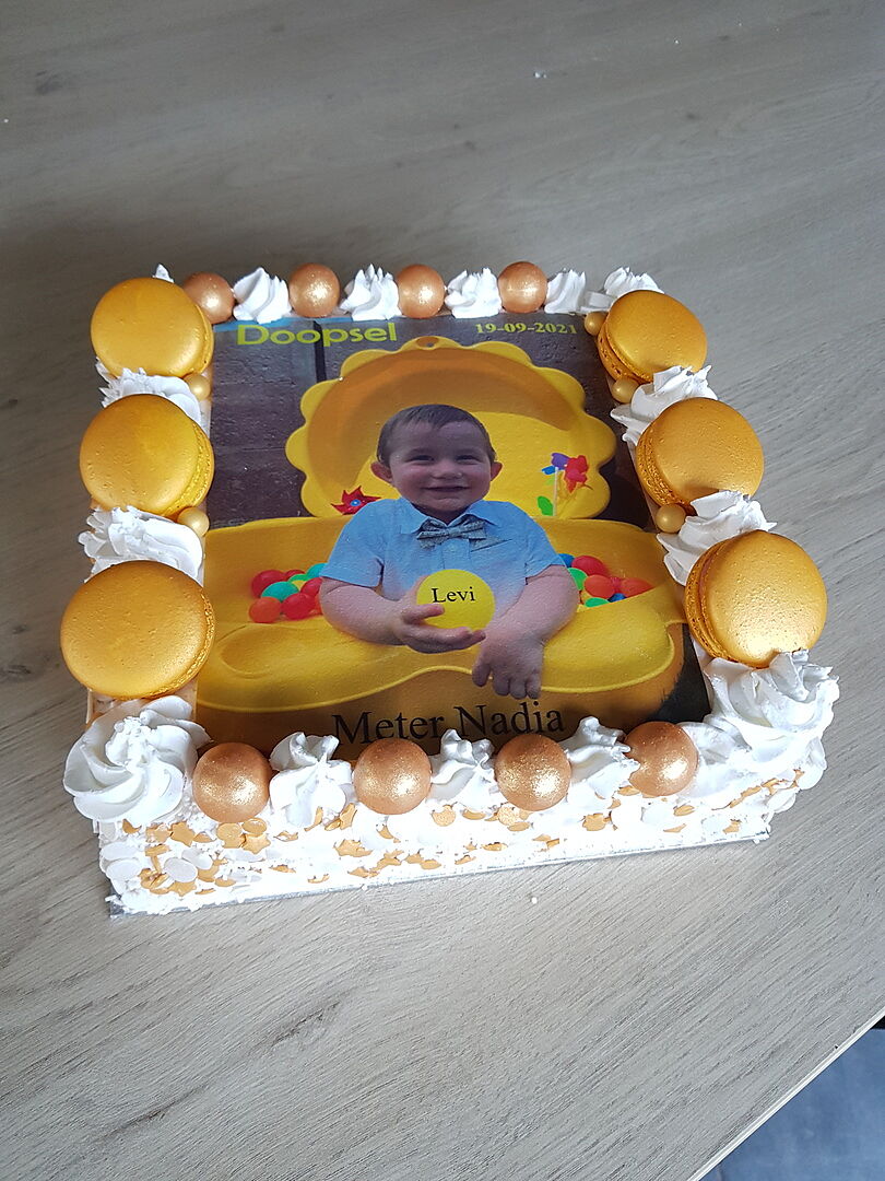 Macarons met logo – Chocoladebox.nl