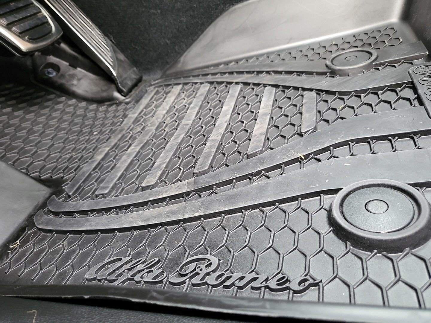 Buy Alfa Romeo Official Alfa Romeo Gear Online | Alfa Online Parts