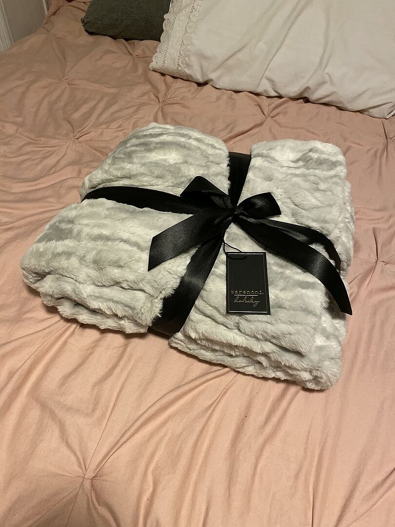 MARBLE FAUX FUR/MINKY XL THROW BLANKETS – Saranoni