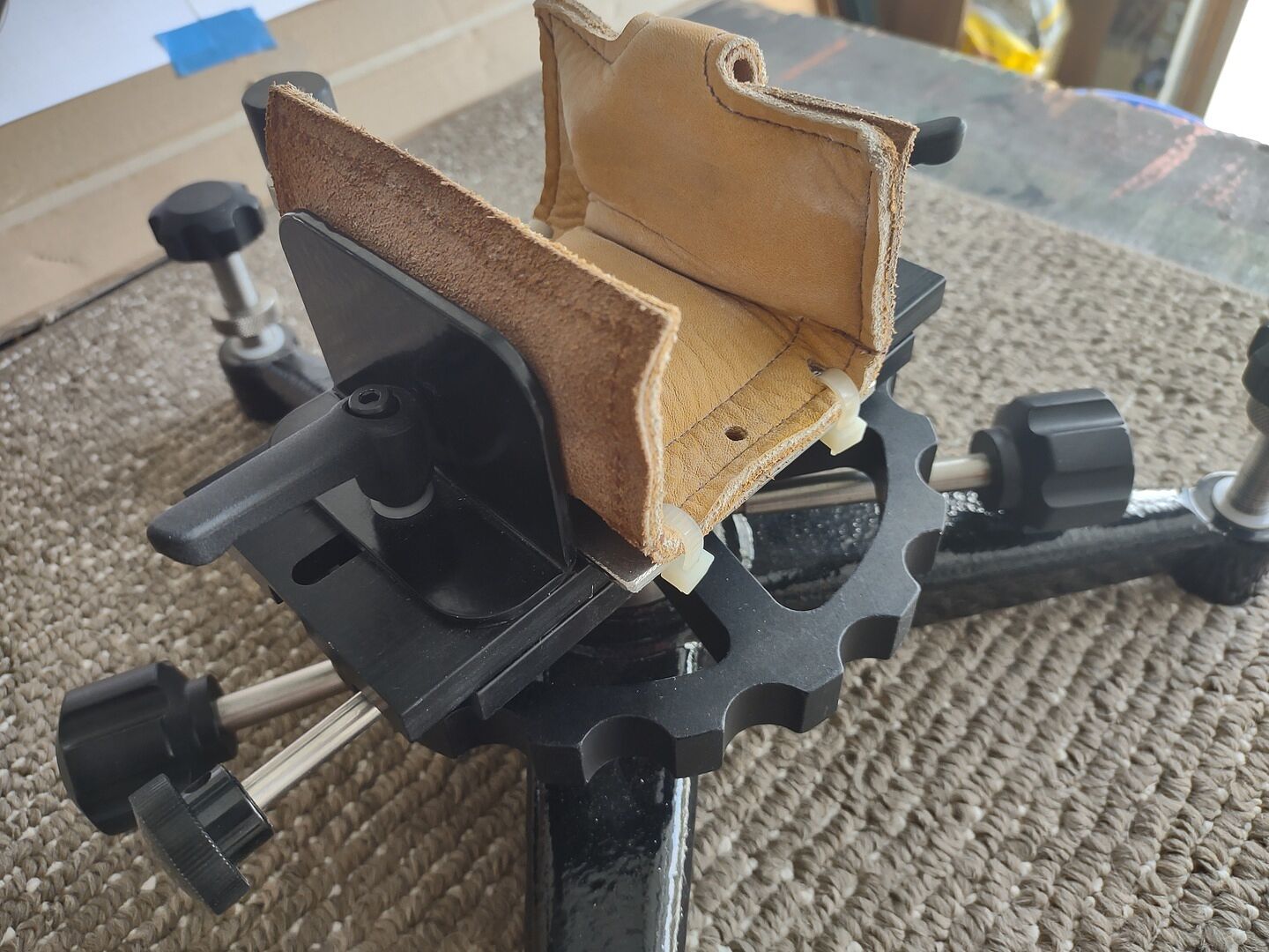 Protektor Model Front Squeeze Bag