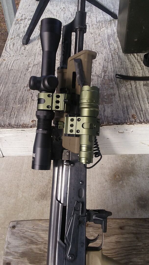 Magpul MOE Handguard Fits AK Flat Dark Earth Finish MAG619-FDE