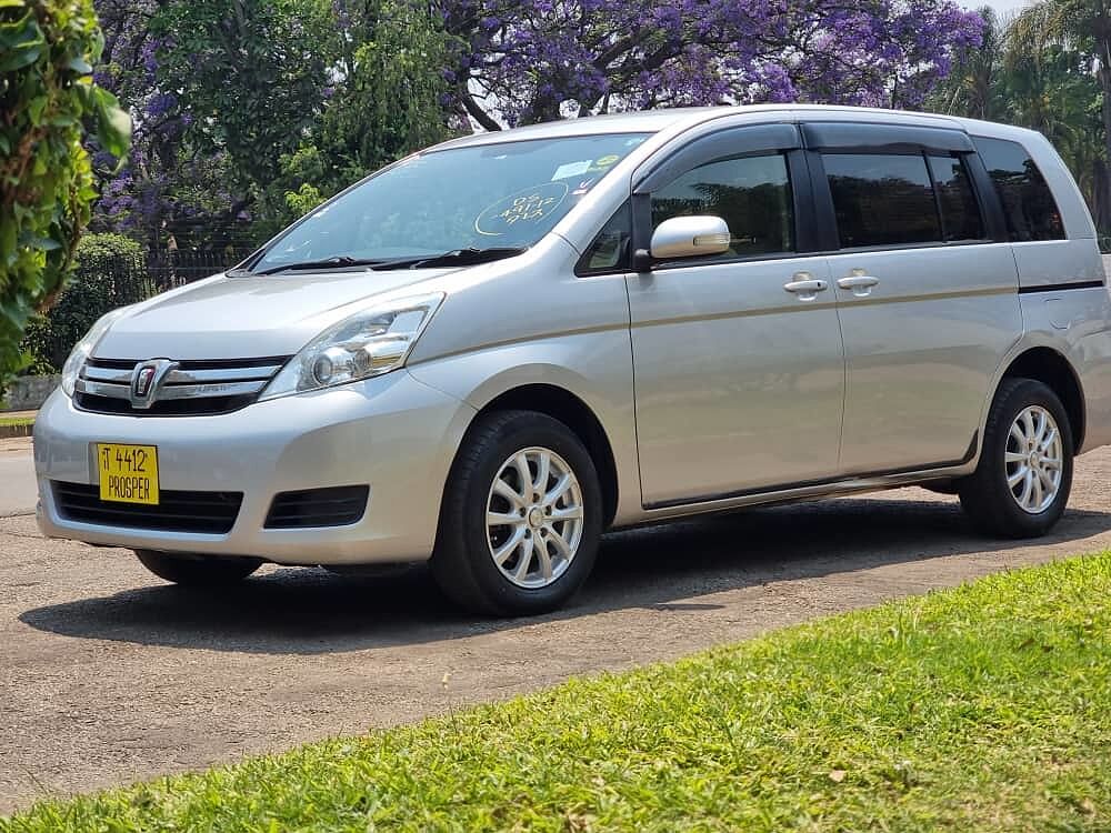 TOYOTA ISIS Reviews and Ratings - BE FORWARD