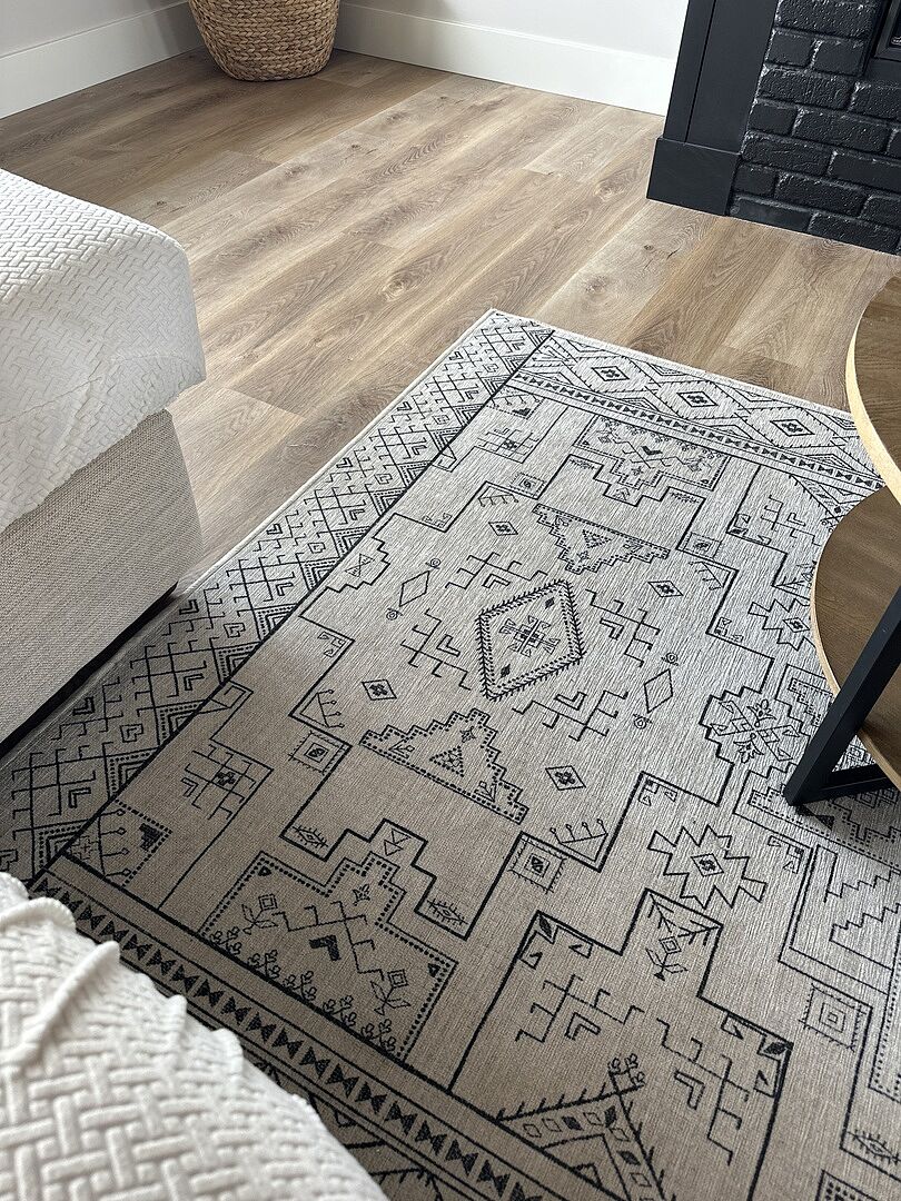Ruggable Leelu Black White Rug at Ava Lazarev blog