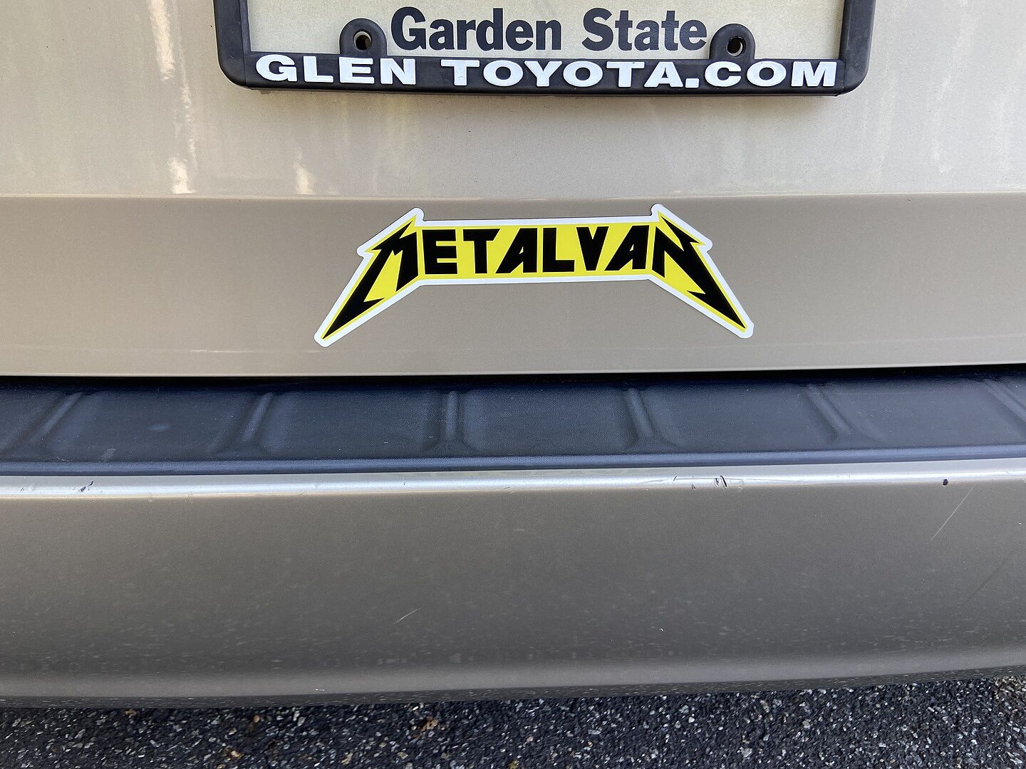 Custom Car Magnets | Unbeatable Quality & Satisfaction Guaranteed