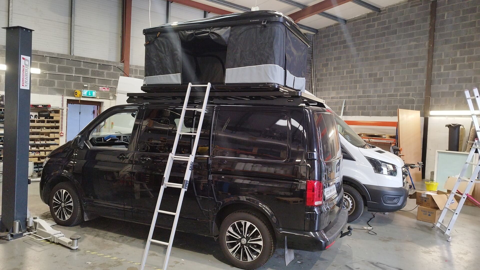 Volkswagen T6/T6.1 Caravelle Transporter SWB (2015-Current) Slimline II ...