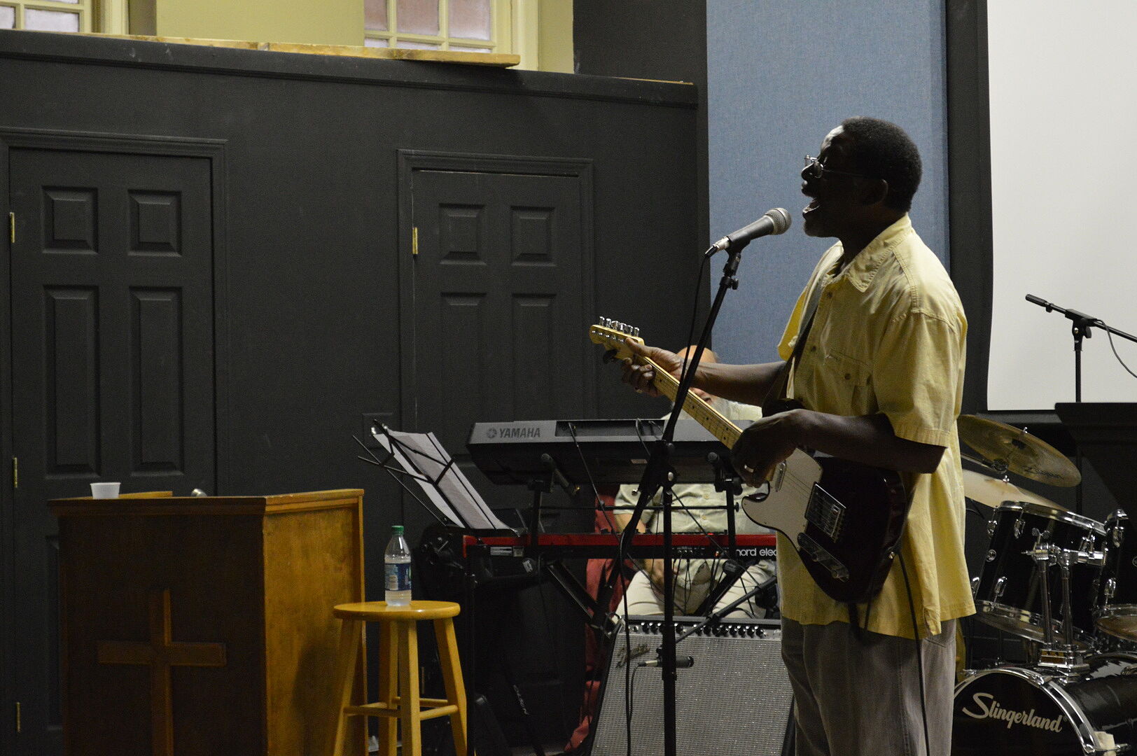 Dunlop LEFTY Thumb Pick Large 9013R White, One Pick