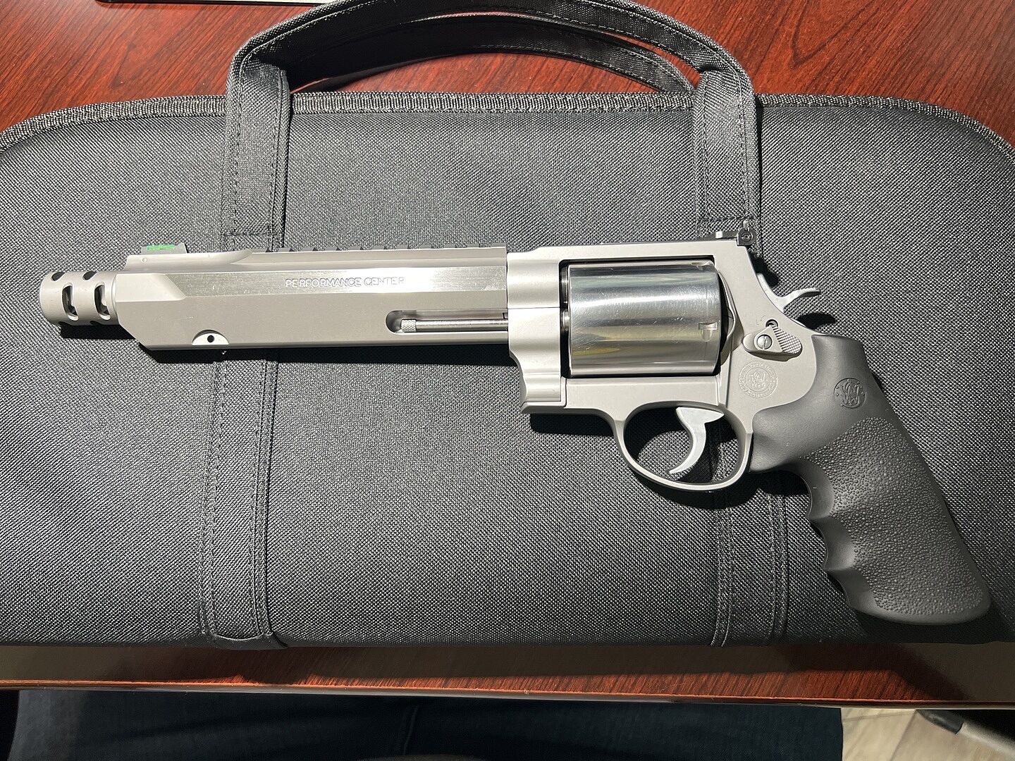 Smith & Wesson 460xvr - For Sale, Used - Excellent Condition :: Guns.com