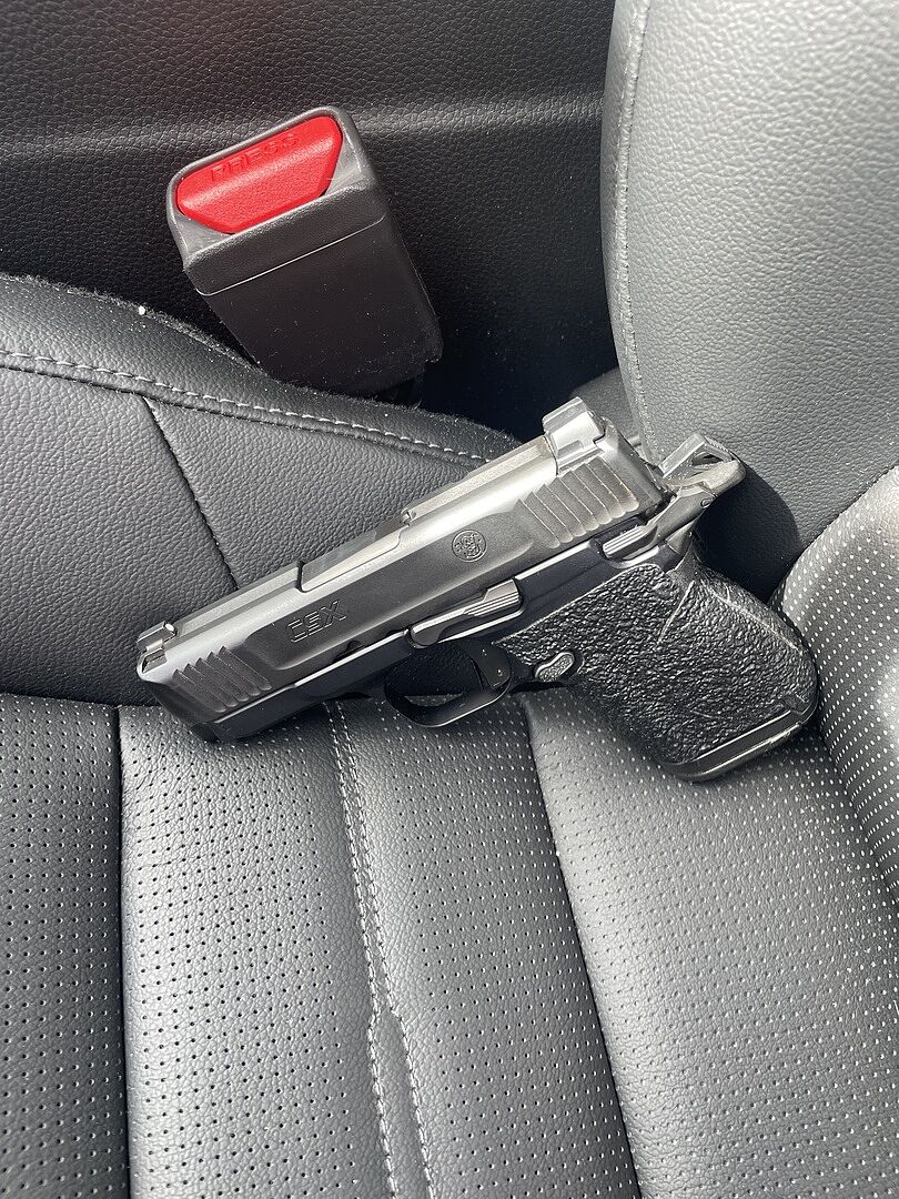 Review: S&W CSX a Perfect Pocket Pistol or BUG Only? :: Guns.com