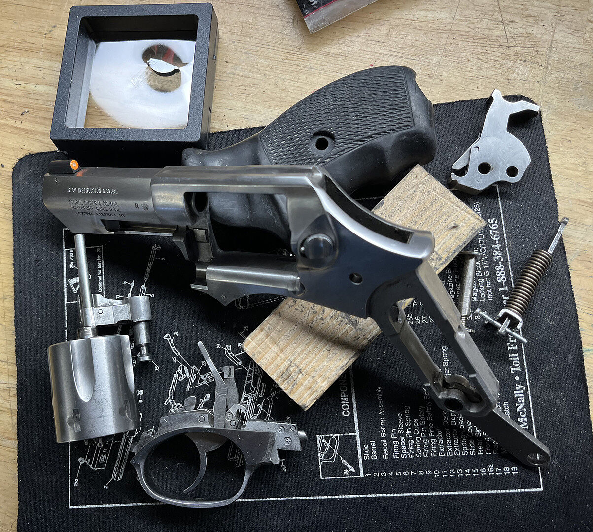 Found on Guns.com: AMT Backup in .45 ACP :: Guns.com