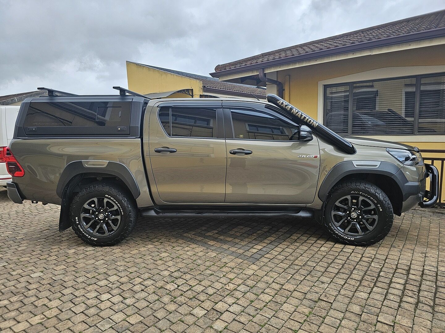 RSI Canopy Full Size Pickup Load Bar Kit / 1345mm (W)