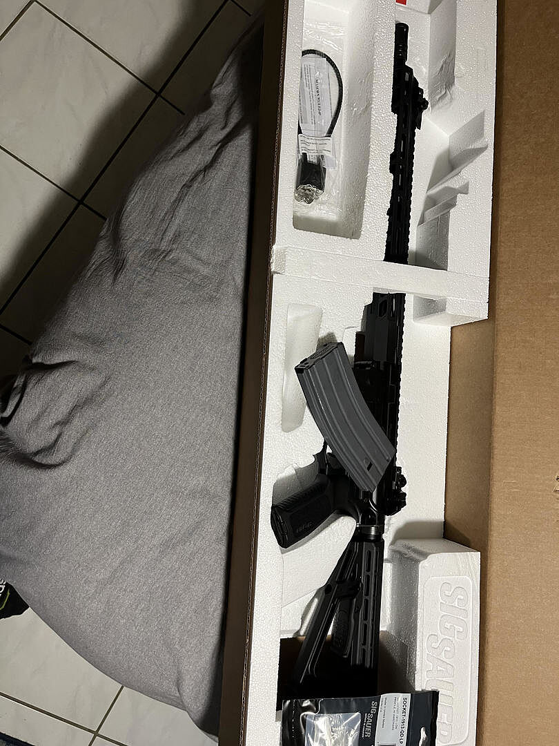 SIG Sauer M400 Pro Review: Best Entry Level AR :: Guns.com