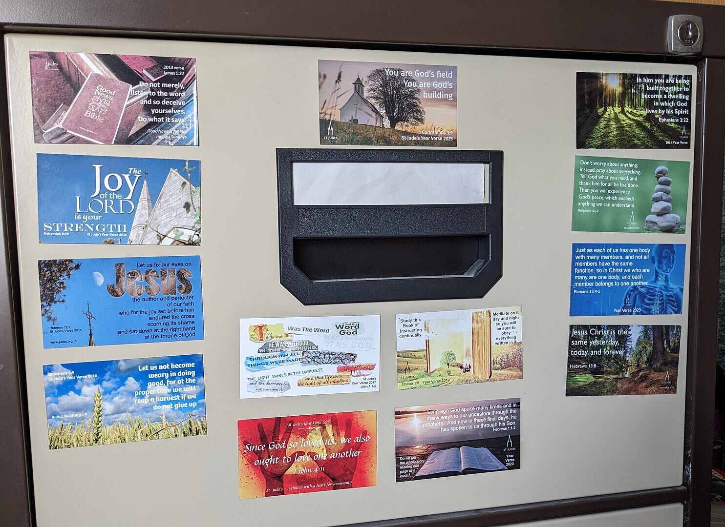 Business Card Magnets, Magnetic Business Cards | Vistaprint