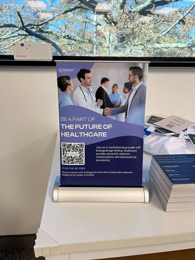 Restaurants Tabletop Signs Templates & Designs | Vistaprint