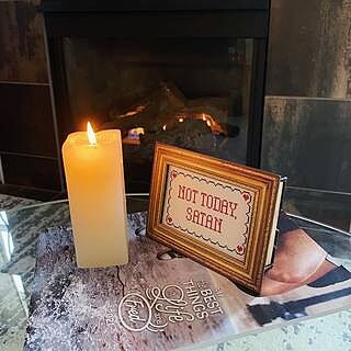 DAILY SAMPLER | Desktop affirmations that keep you in stitches