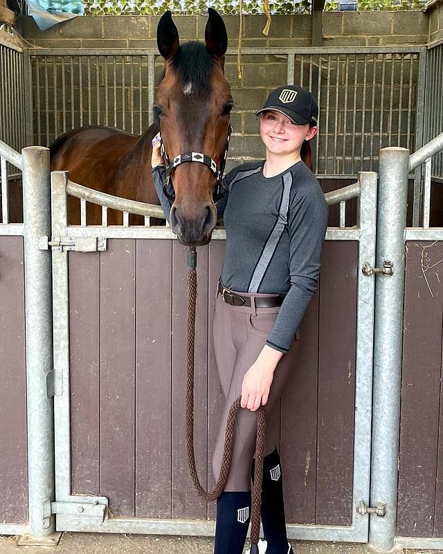 Shoppe unsere Instagram-Looks | Reitbekleidung von Maya Delorez | Maya ...