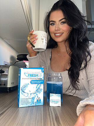 Retainer Fresh | Retainer Cleaner | Cleans In 15 Minutes